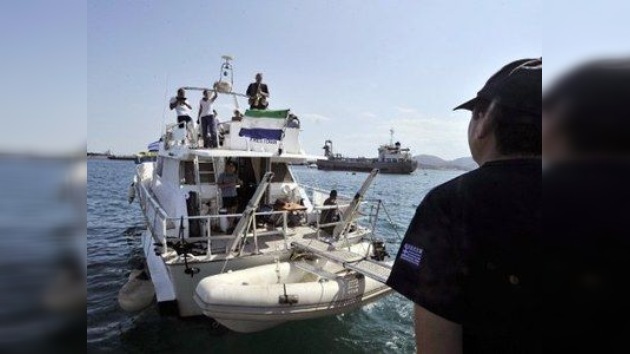 El primer barco de la Flotilla de la Libertad recibe permiso para ...