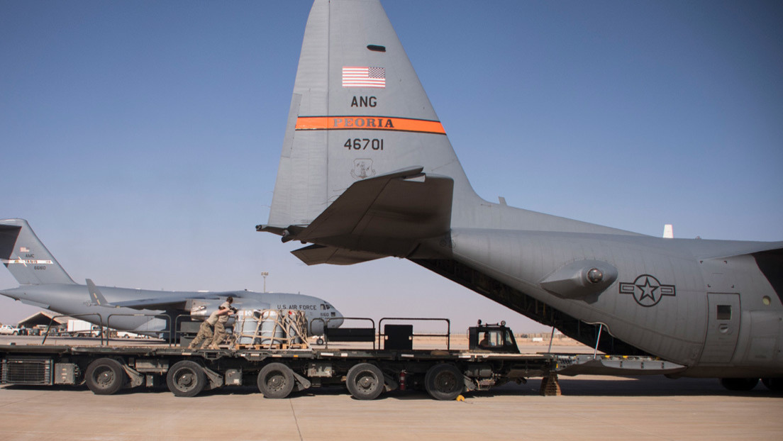 Lanzan Cinco Cohetes Contra Una Base Militar De Ee Uu En Irak Rt
