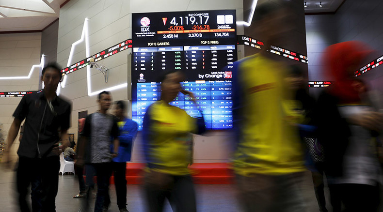 Global markets collapse on ‘Black Monday’ LIVE UPDATES — RT World News