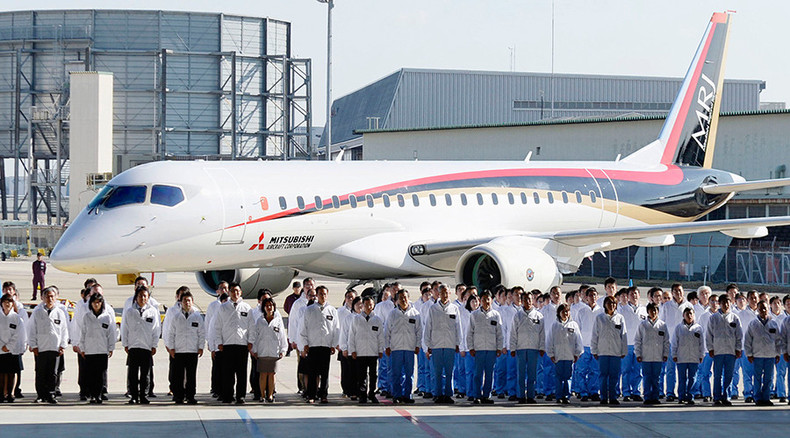 Japan’s first passenger jet successfully passes taxiing test — RT World ...