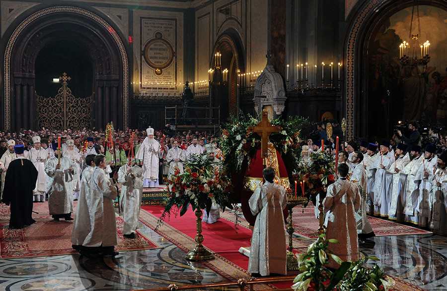 ‘Holiest day of the year’: Orthodox Christians celebrate Easter ...