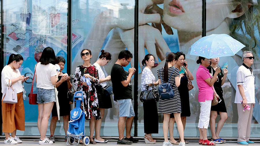 China may top US as the world’s biggest consumer by 2022 — RT Business News