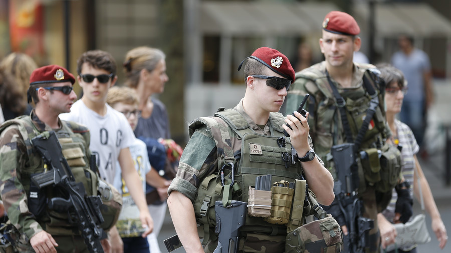 French counter-terrorism troops open fire on suspicious car, vehicle on ...