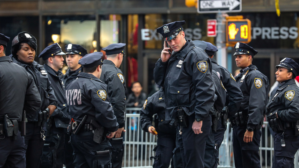 NYPD officers caught in shocking VIDEO brutalizing unarmed black man ...