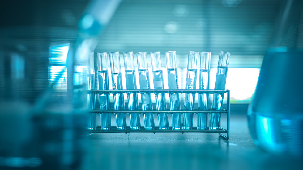 Scientist discovers METAL-EATING bacteria after leaving glass jar out ...