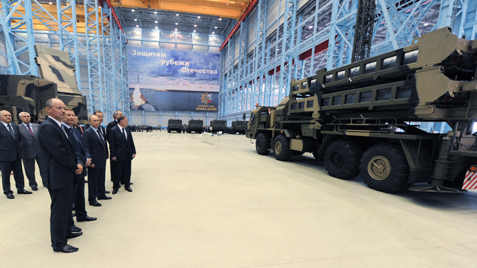 Sky defender: Russia unveils S-300 SAM replacement (VIDEO) — RT World News