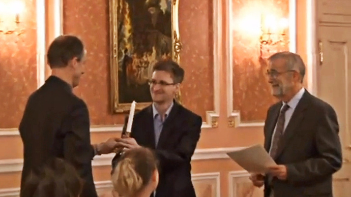 FIRST VIDEO: Snowden receives Sam Adams Award in Moscow — RT World News