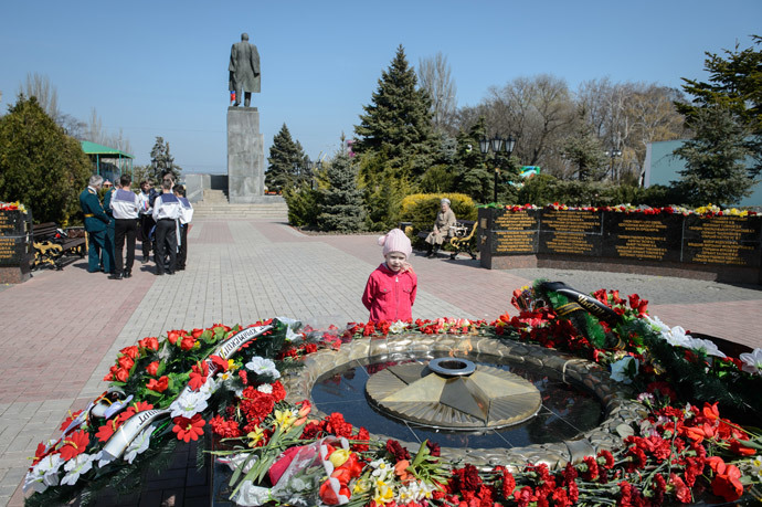 Memory, not history: 70 years on, Crimea's Kerch celebrates liberation ...