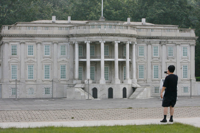 Faking it Eurostyle: China builds mini-me towns (PHOTOS, VIDEO) — RT ...