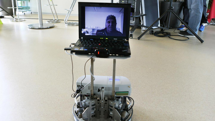 Avatar looks around: Mind controlled robot lets disabled people ...