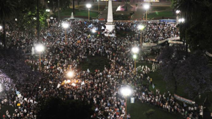 Tens of thousands rally for Argentina's biggest protest in years (VIDEO ...