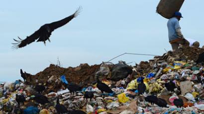 Illegal trash trade: E-waste smuggling contaminate developing countries ...