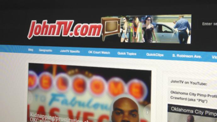 Dear John: US police use public humiliation to fight prostitution — RT USA News