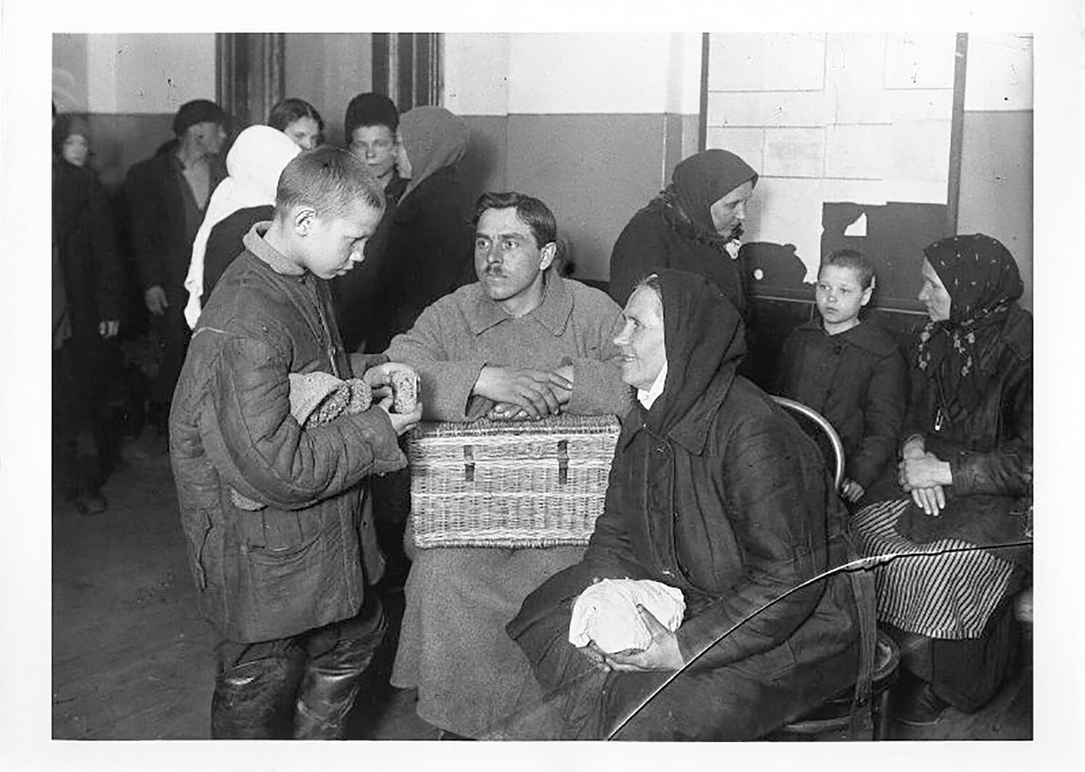Tough love: How street children were treated in the Soviet Union ...