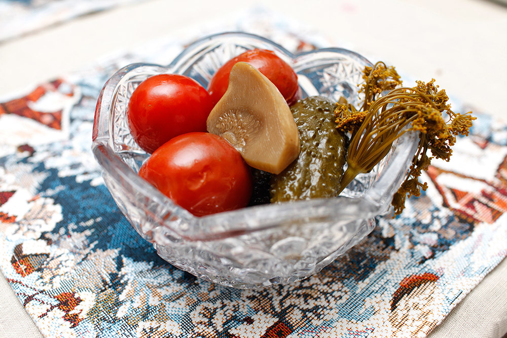12 dishes on the Russian New Year table - Russia Beyond