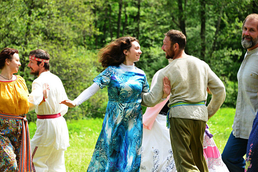 Party like a Russian: 5 steps to make a Slavic celebration swing ...