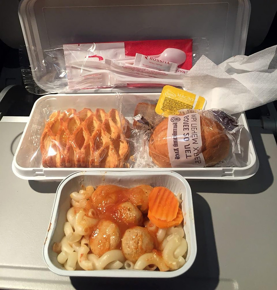Hungry in the sky: 13 Russian airline meals that will make your stomach ...