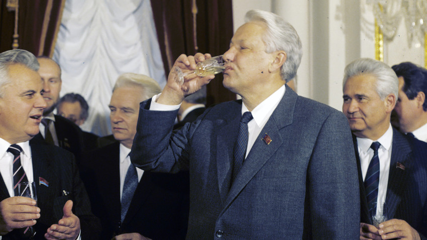 ‘Never go to bed sober’ - meet the great Russian leaders who abused ...