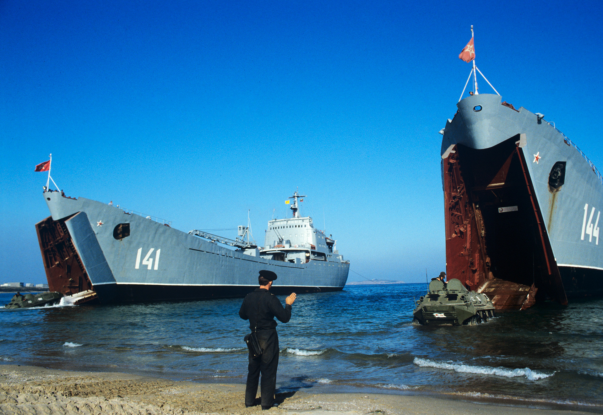 5 most impressive and important drills of the Soviet Army - Russia Beyond