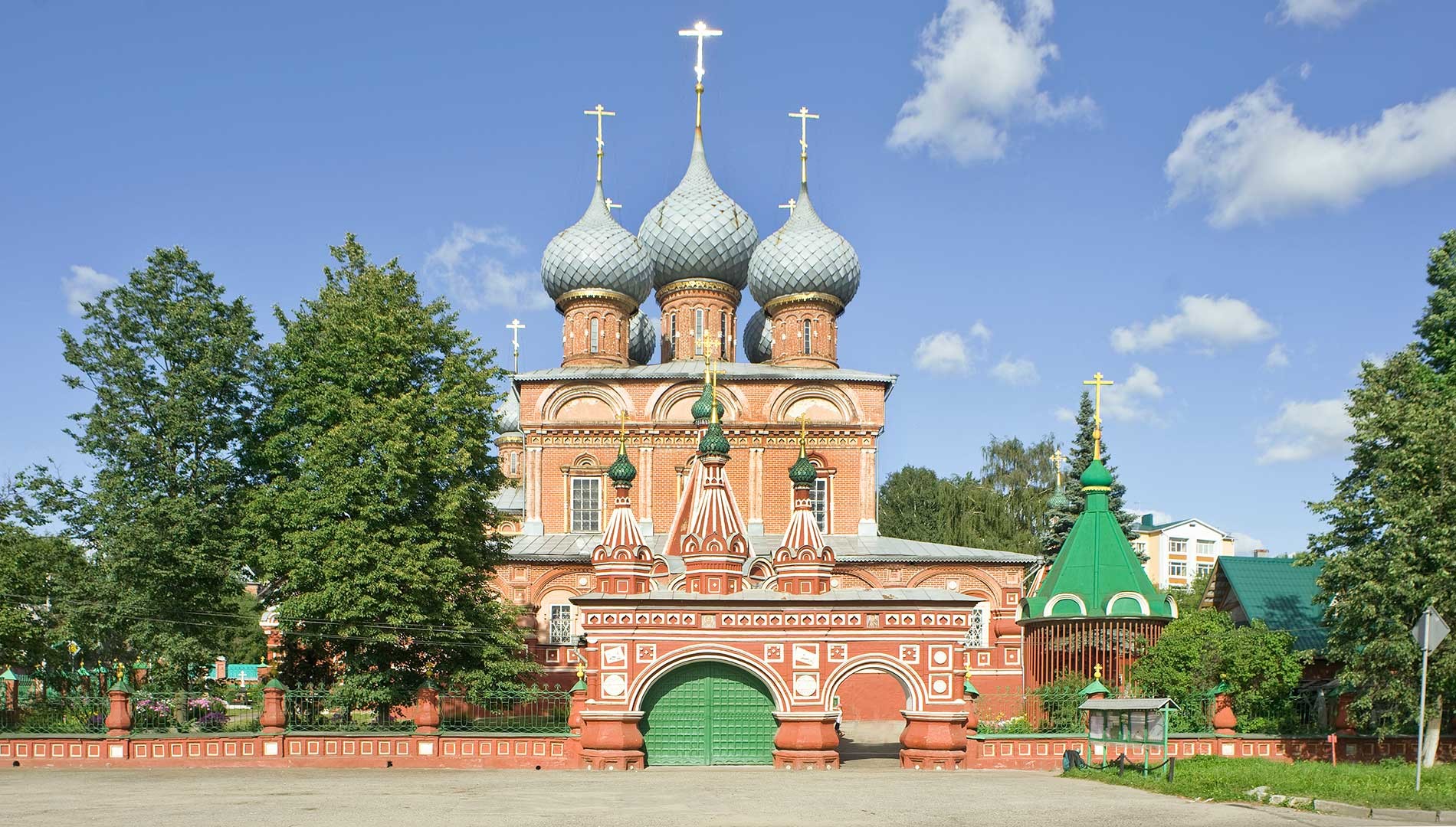 The Golden Church of Kostroma: Testament to Merchants’ Faithfulness ...
