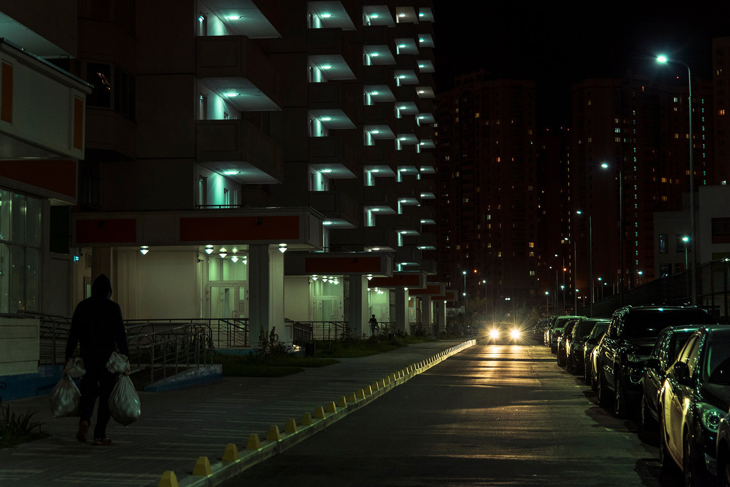 Cyberpunk neon fantasy: Moscow’s outskirts as you’ve never seen them ...