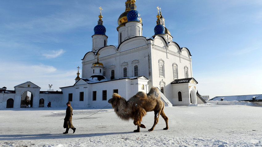15 incredible photos of everyday Russian life - caught at the very ...