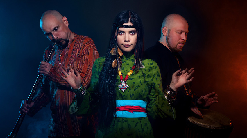 Huit groupes de musique folk chantant la diversité de la Russie ...
