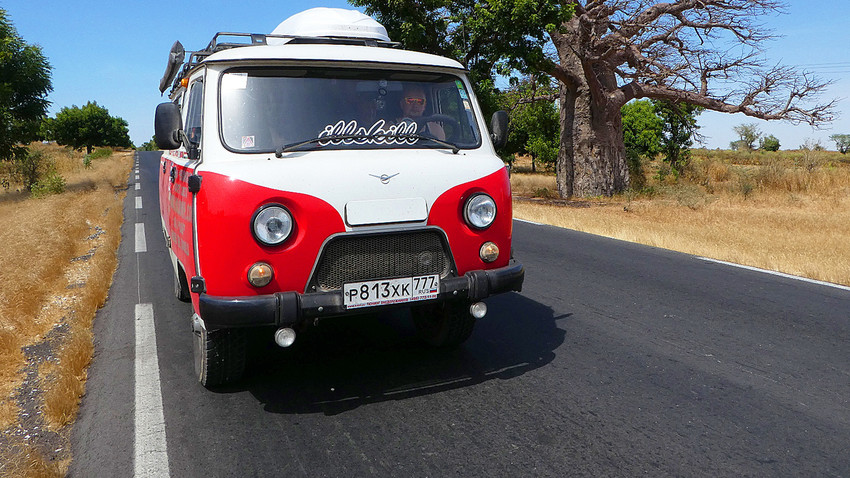 45,000 km without a hitch: Globe-trotting Russian minivan takes Africa ...