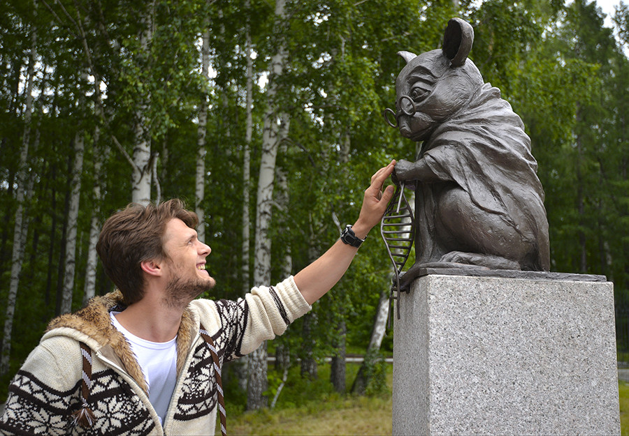 Mice, cats, mammoths - here are the most popular animal monuments in ...