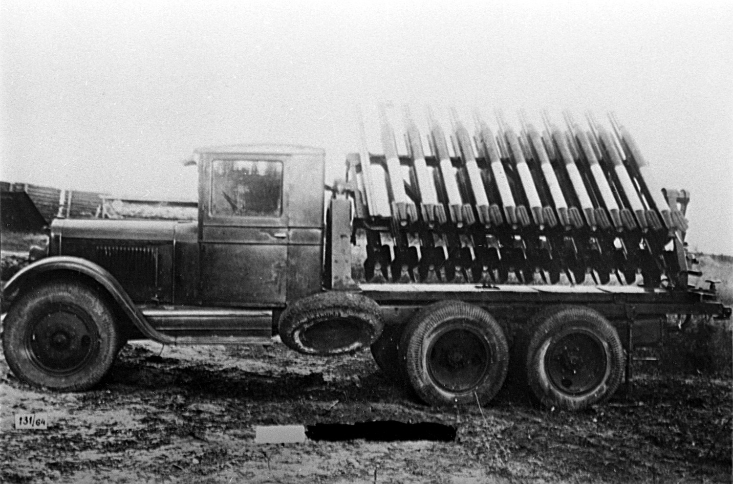 Cinq anecdotes sur le légendaire lance-missiles multiple Katioucha ...