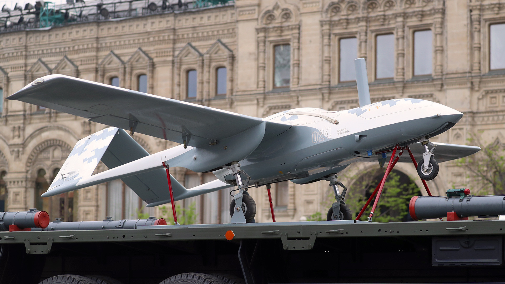 Tiga Peralatan Militer yang Akan Melakukan Debut di Parade Hari ...