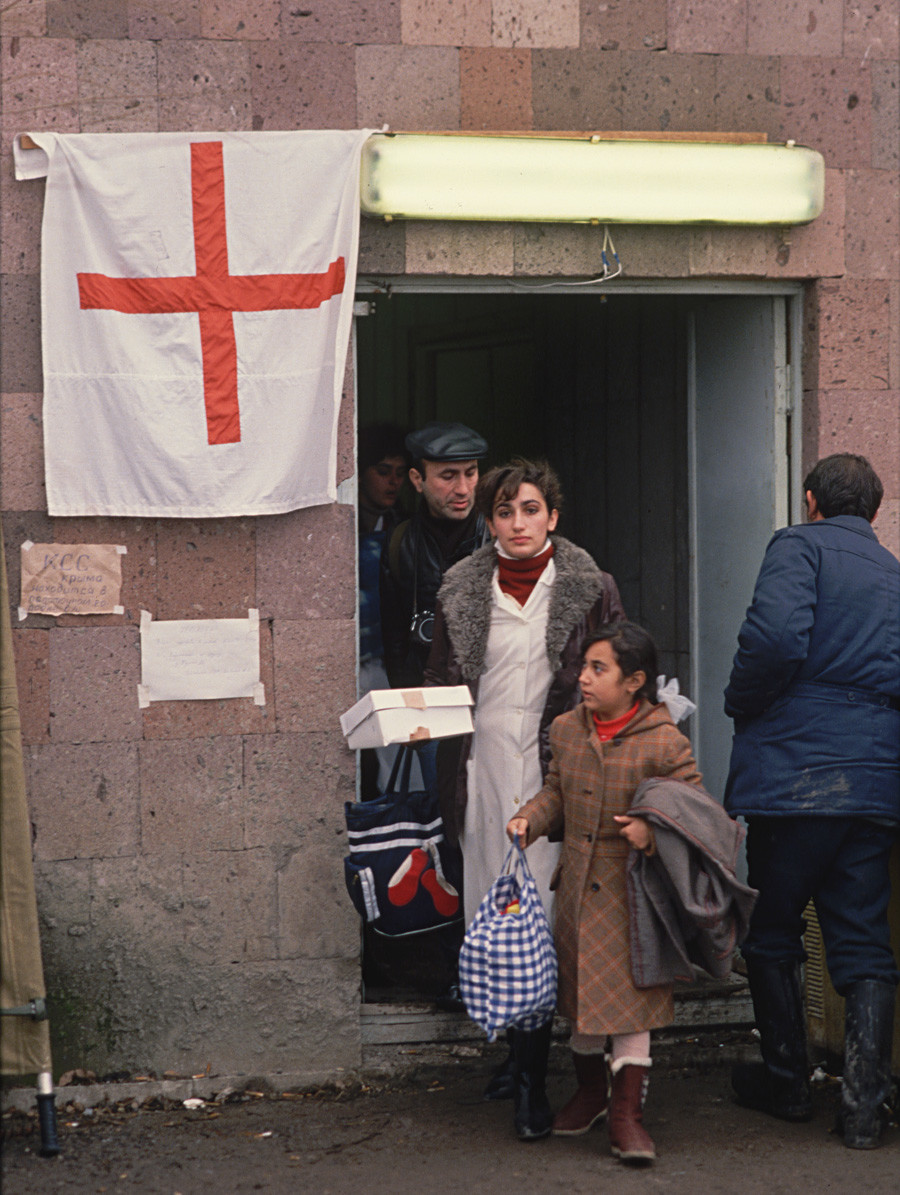 How did the Russian Red Cross protect soldiers from gas attacks in WWI ...
