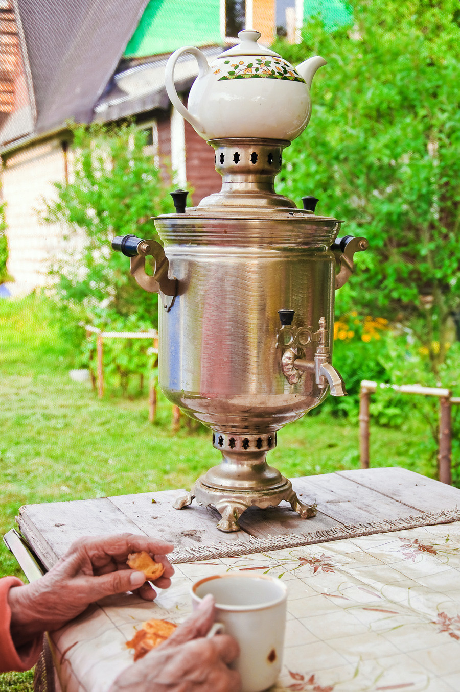 Warum Ausländer die russische Datscha einem exotischen Urlaub vorziehen ...