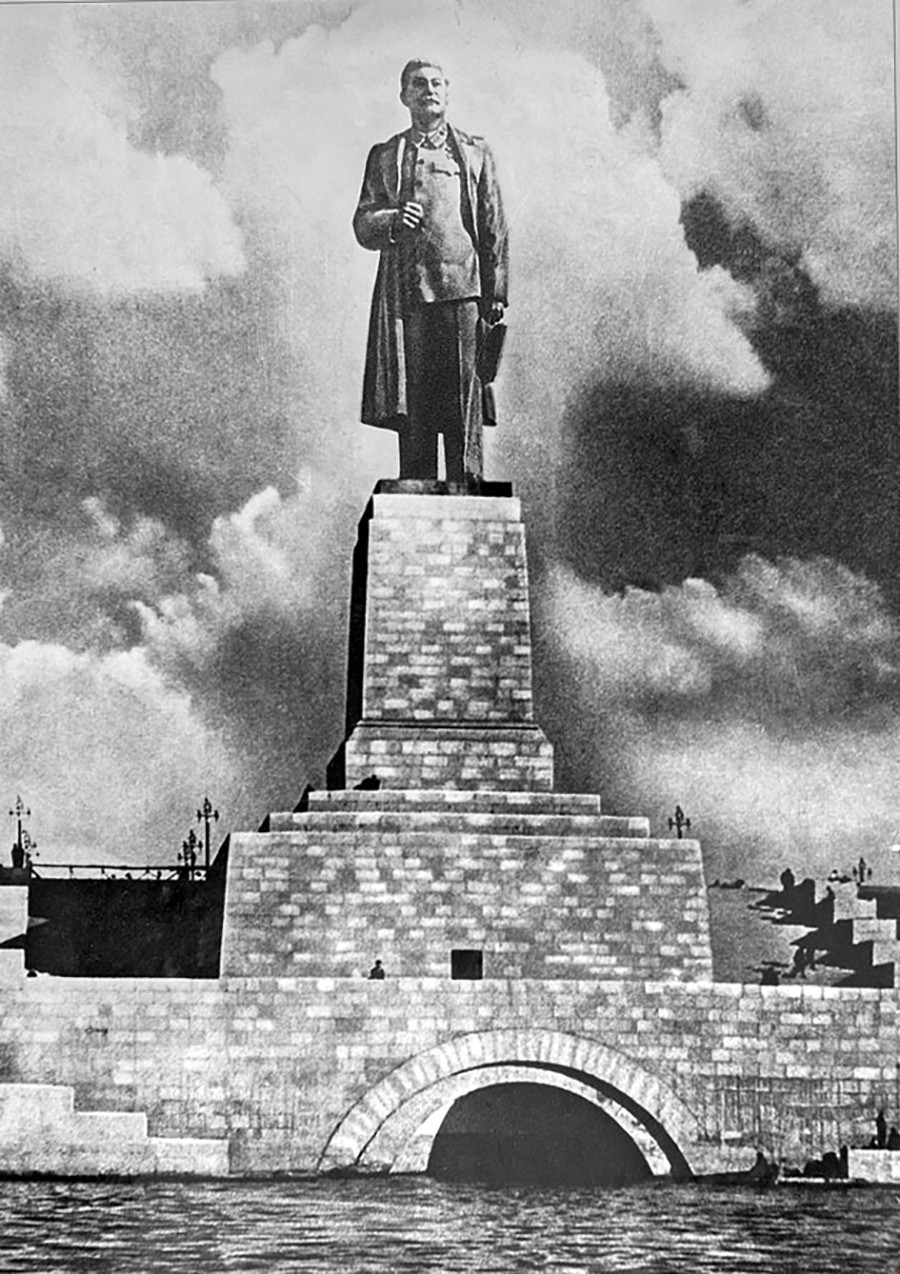 Where was the largest monument to Stalin outside Russia? (PHOTOS ...