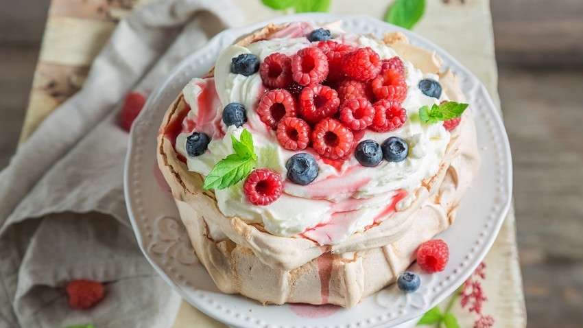 Pavlova cake: 7 famous dishes named after Russians - Russia Beyond