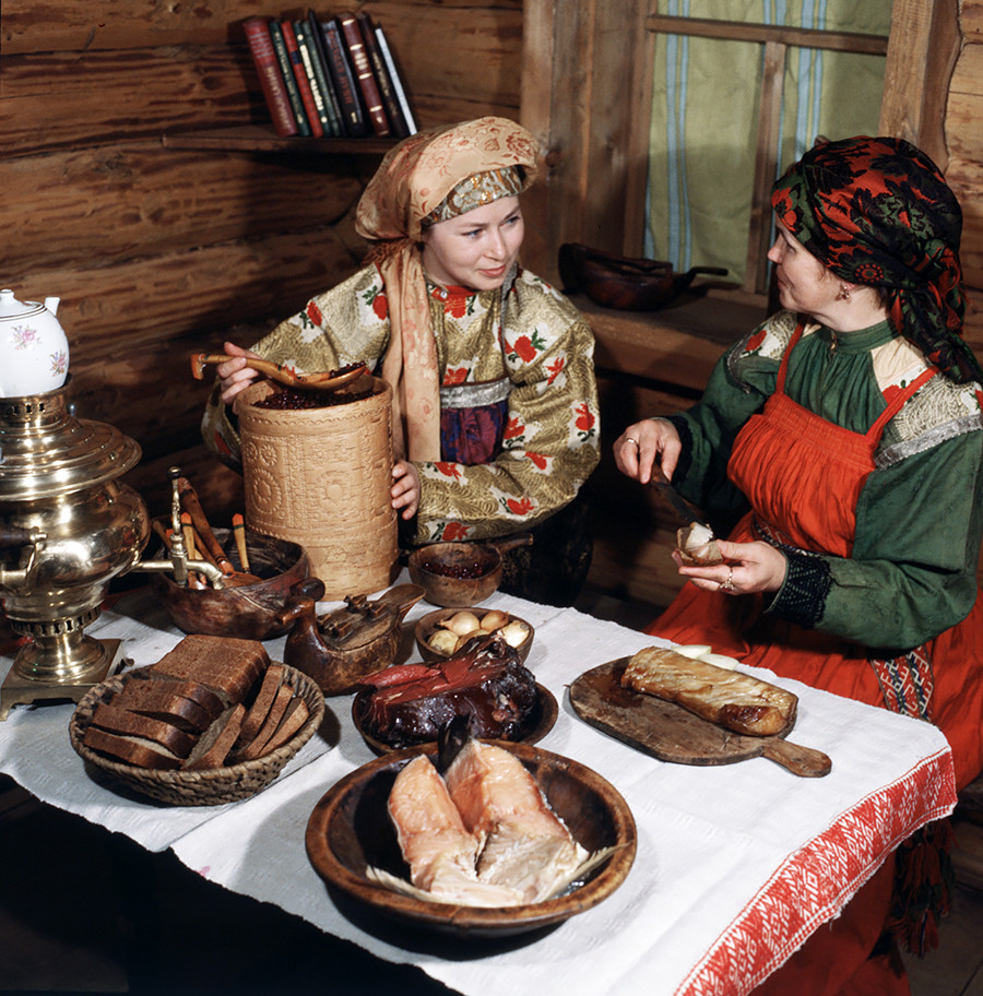 Talking axes and ‘pow-wows’: 8 bizarre rites of Russia’s Komi people ...