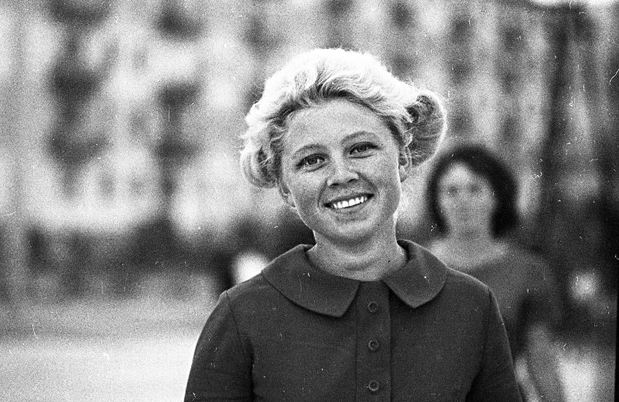 12 retro photos of Soviet women that will make you fall in love ...