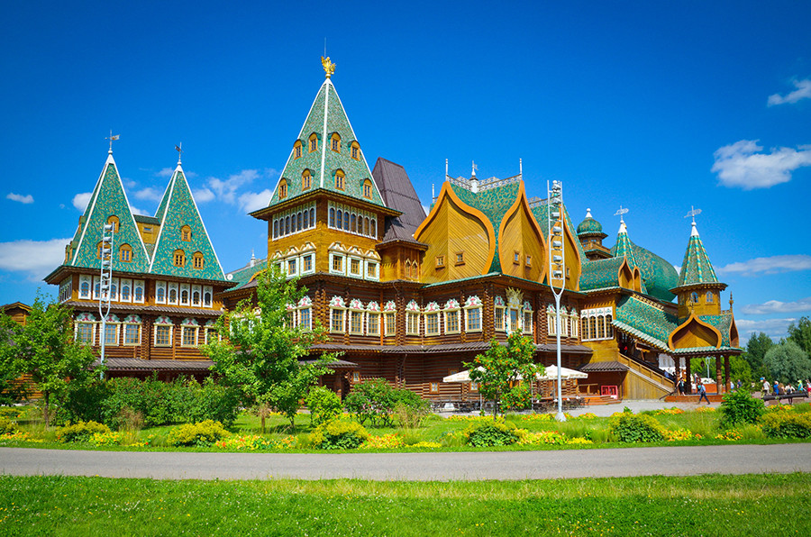 Otto antiche chiese in legno che meritano di essere visitate - Russia ...
