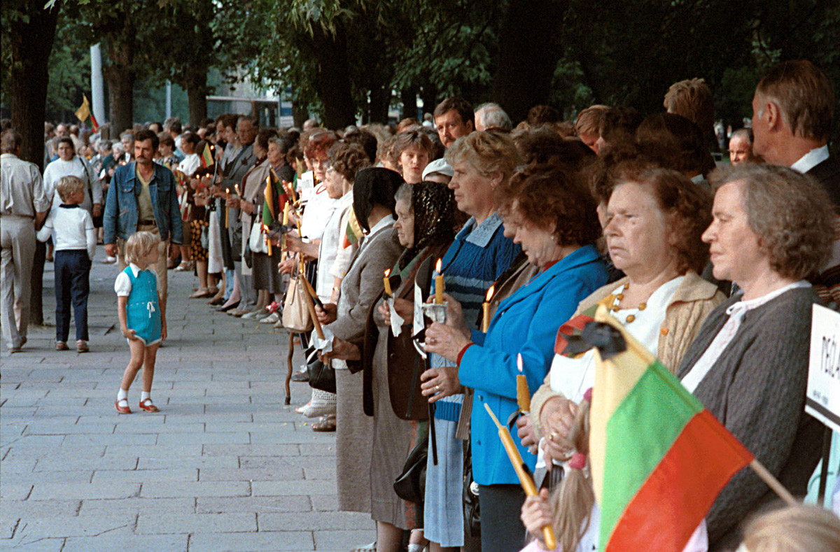 The forgotten story of how the Baltic states brought down the Soviet ...