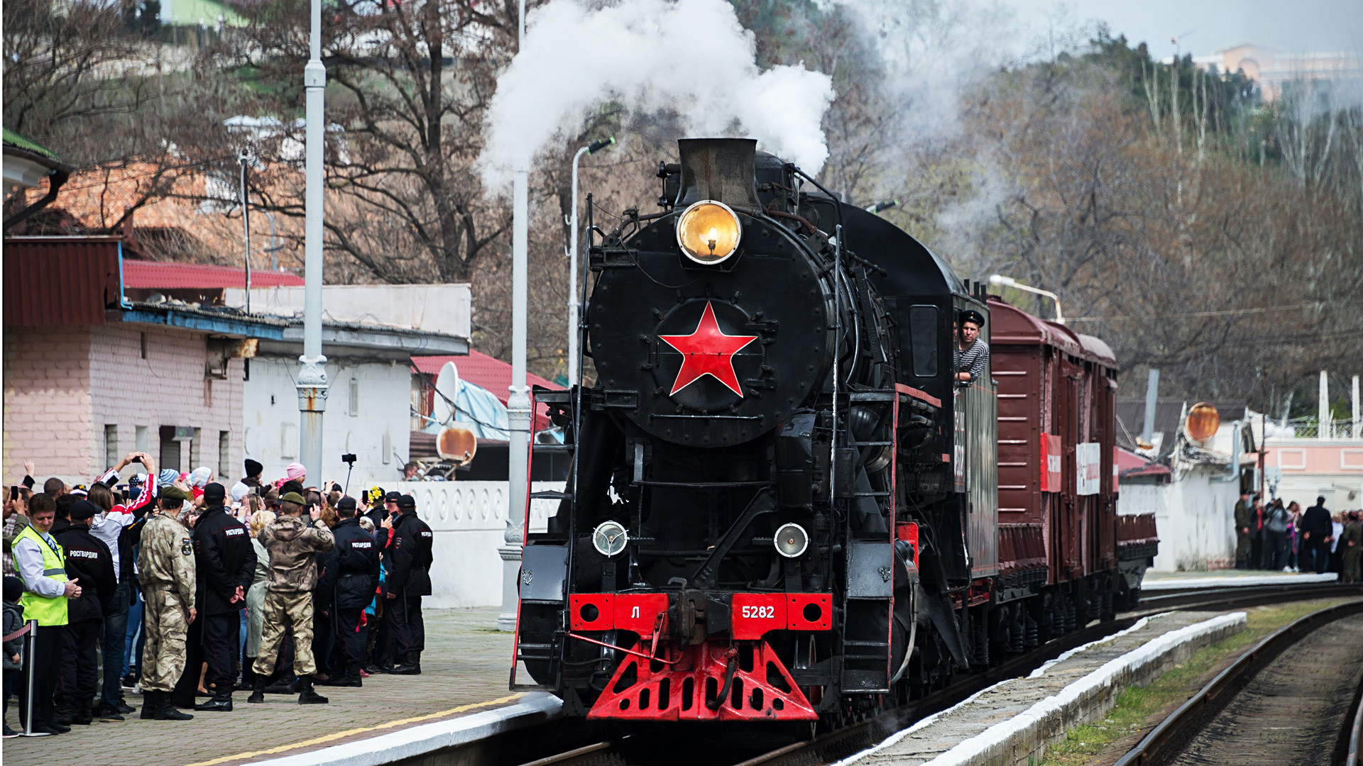 8 of Russia’s strongest, fastest, and biggest steam locomotives ...