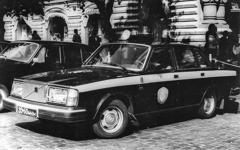 Why did Soviet policemen drive Porsches, BMWs, and Mercedes? - Russia ...