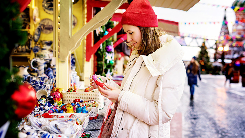 10 traditional souvenirs to take back home from Russia - Russia Beyond