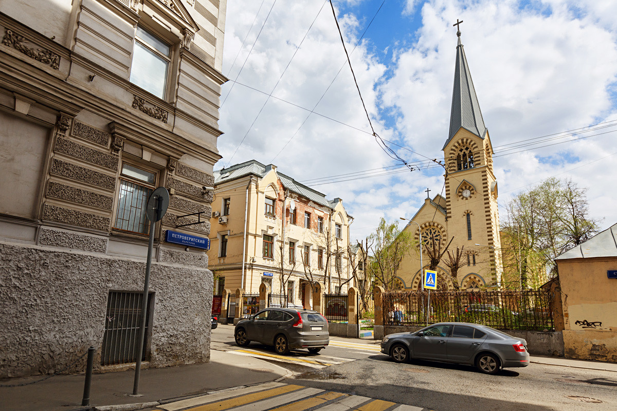 7 most beautiful Catholic and Protestant churches in Russia - Russia Beyond