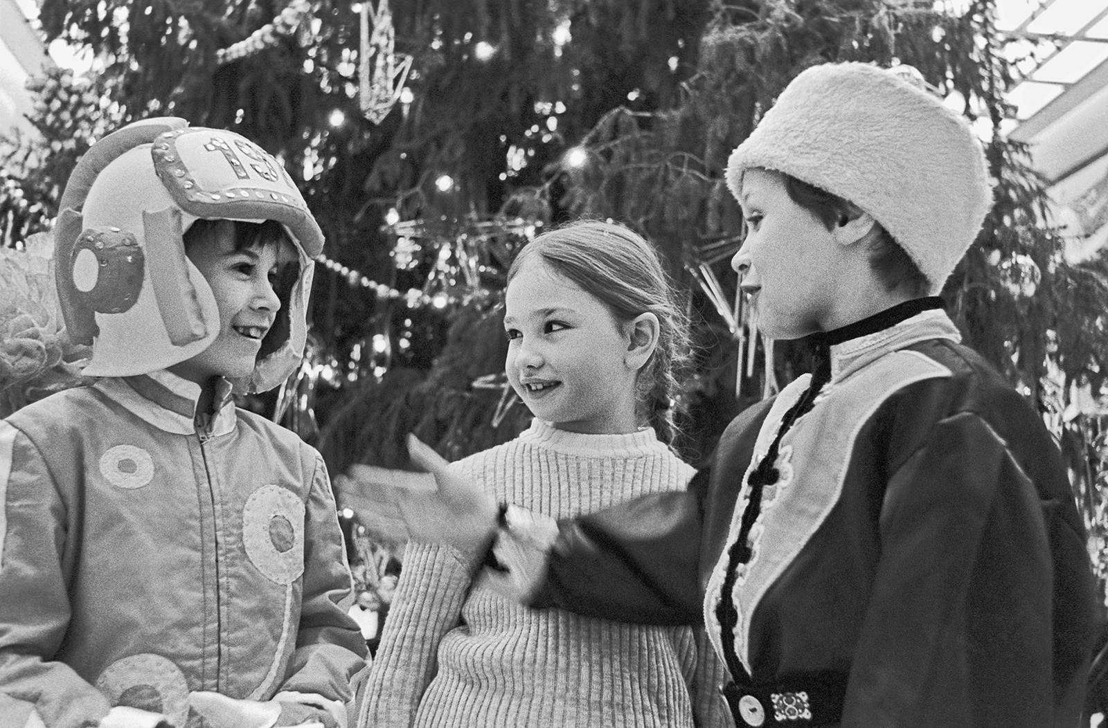 How Russians celebrated New Year back in the USSR (PHOTOS) - Russia Beyond