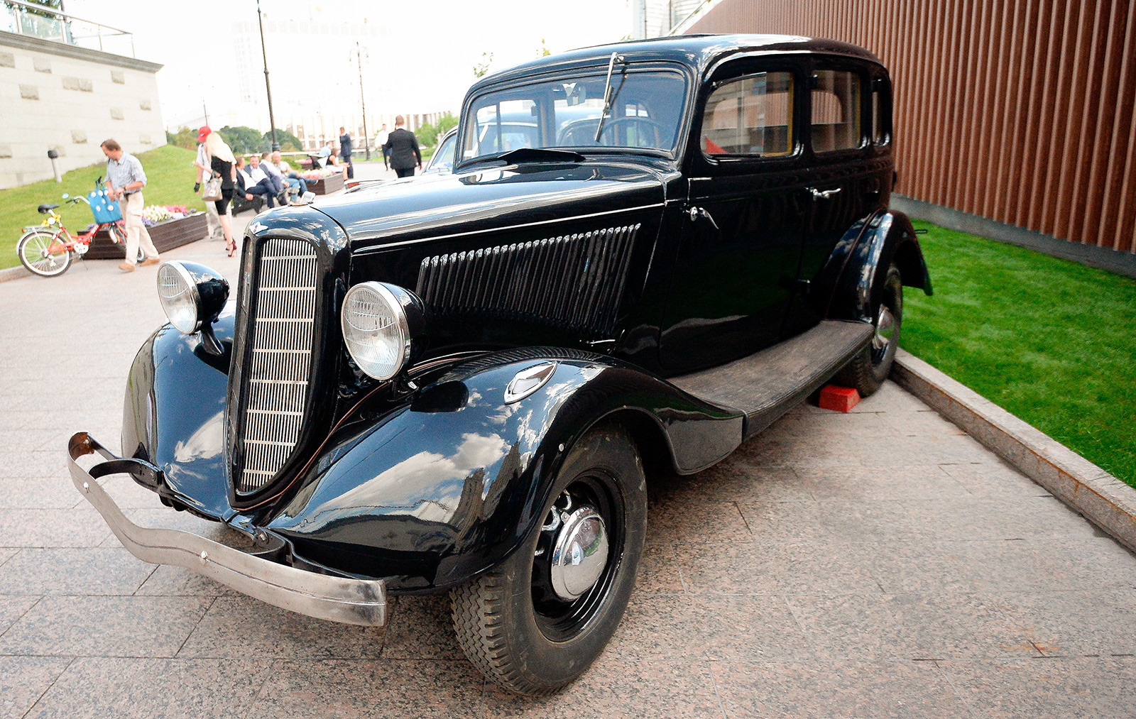 KGB on wheels: Top 8 cars of Soviet and Russian secret services ...