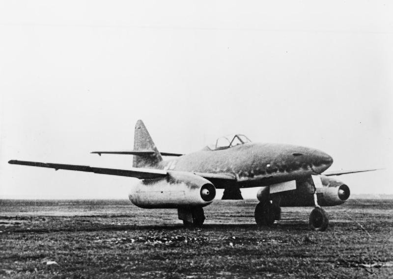 3 aeronaves secretas de Hitler capturadas pelo exército soviético ...