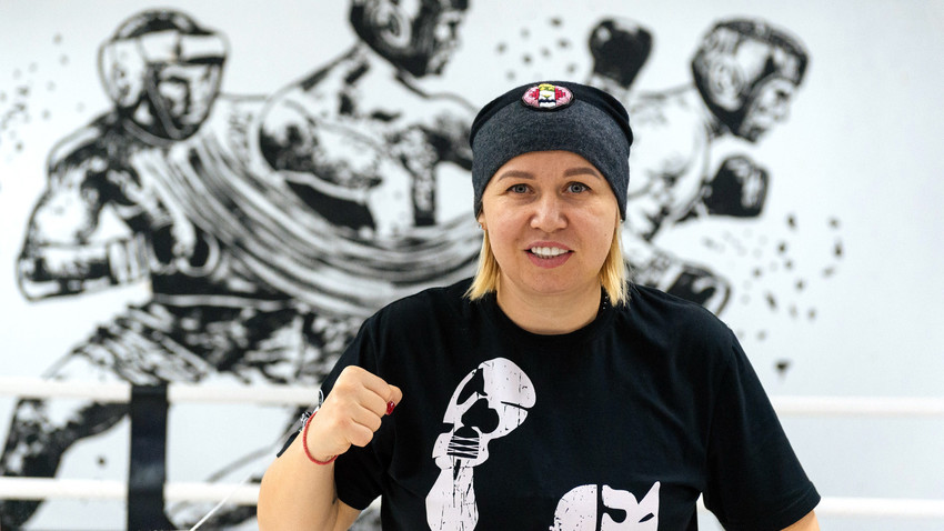What is it like to be a female boxing coach in Russia? - Russia Beyond