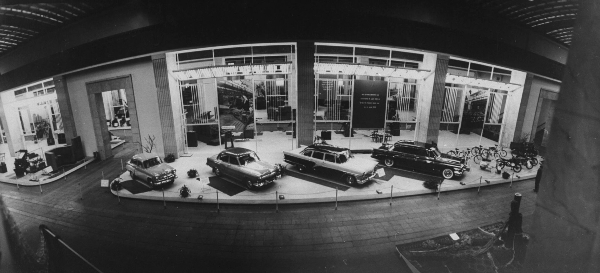 Iconic Soviet cars at international motor shows (PHOTOS) - Russia Beyond