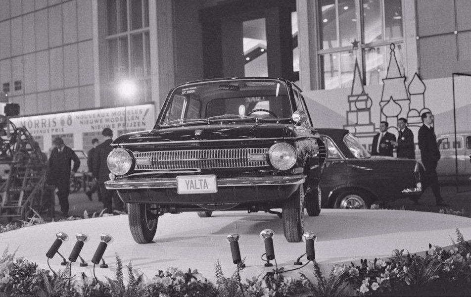 Iconic Soviet cars at international motor shows (PHOTOS) - Russia Beyond