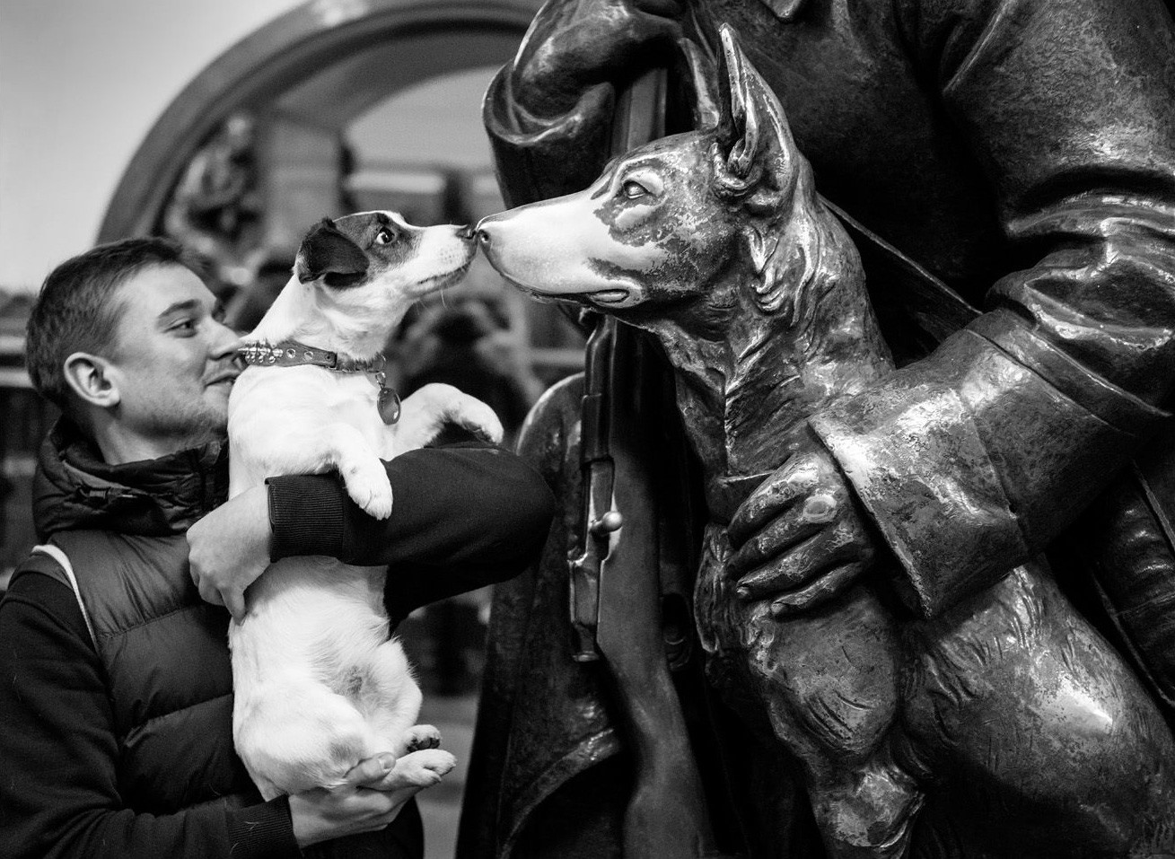 13 photos showing the heart and soul of Moscow metro daily routine ...
